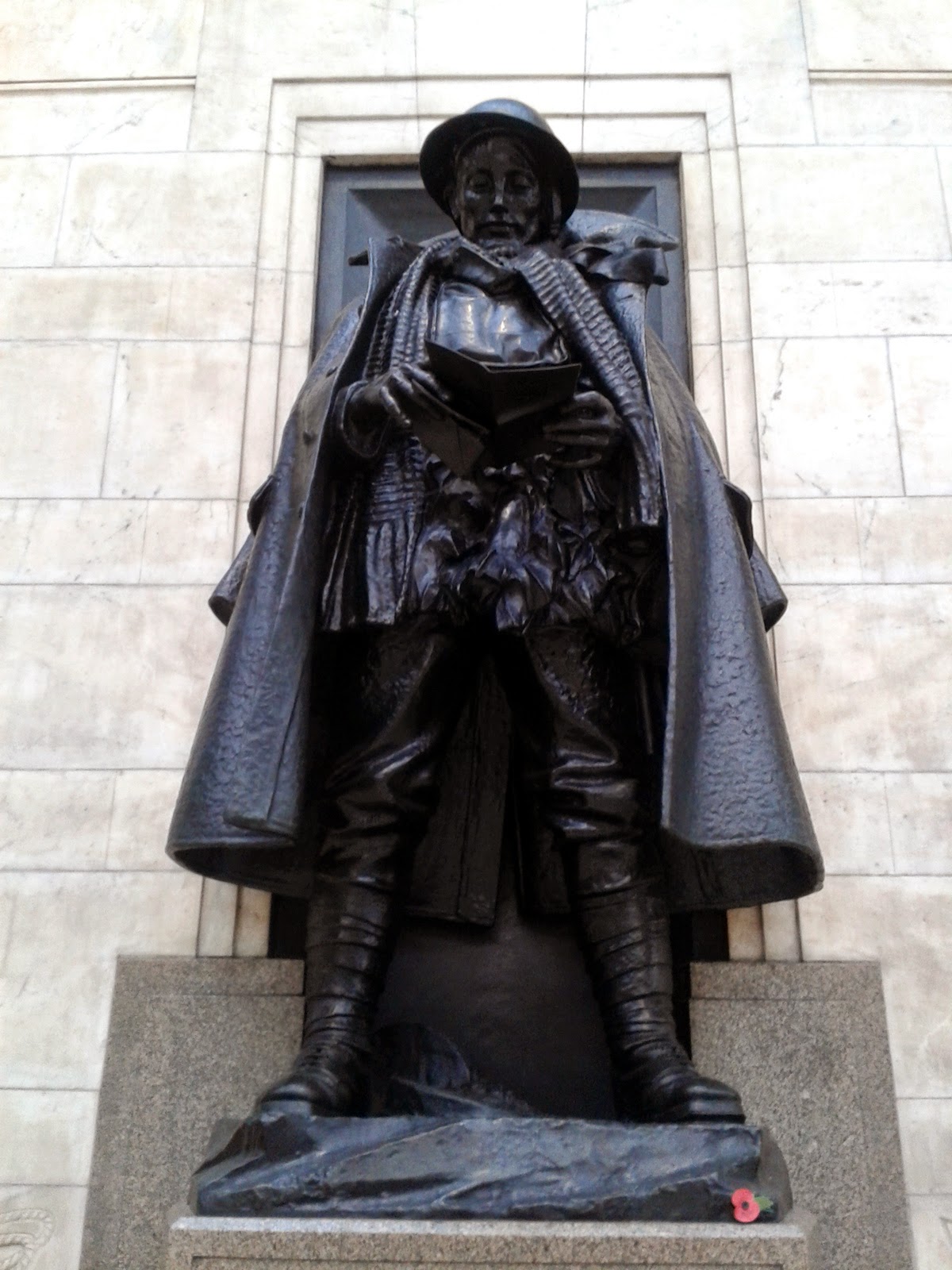 acediscovery: Talking Statues in London