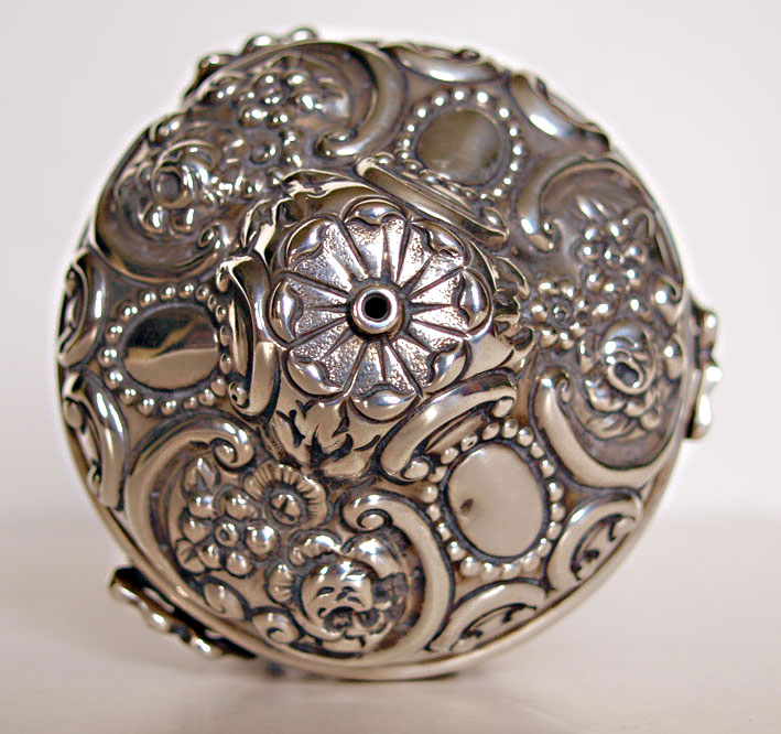 Silver: Rare Solid Silver Victorian String Holder - London 1895