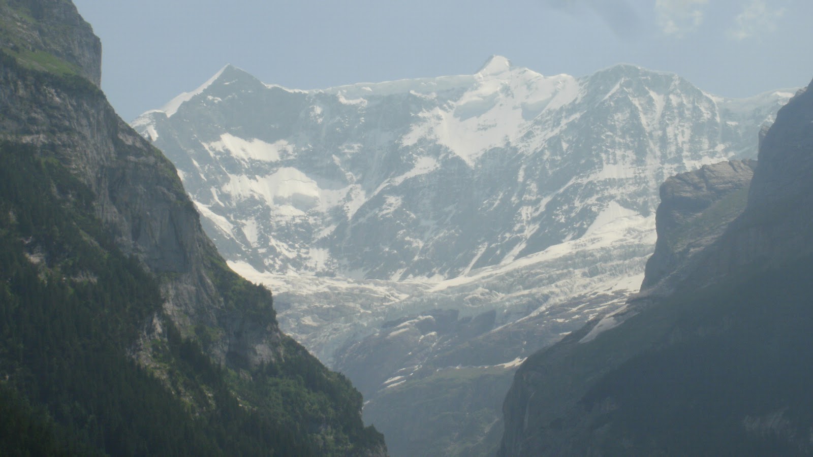 EXCURSII CU BICICLETA: Elvetia