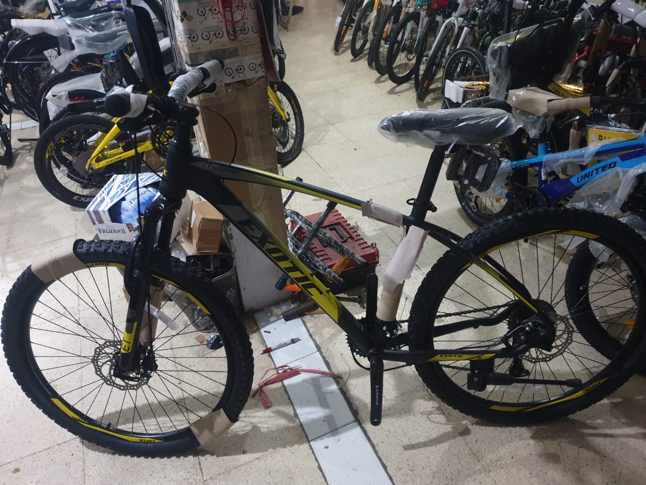 Galaxy kredit elektronik dan mebel: KLIK BROSUR SEPEDA