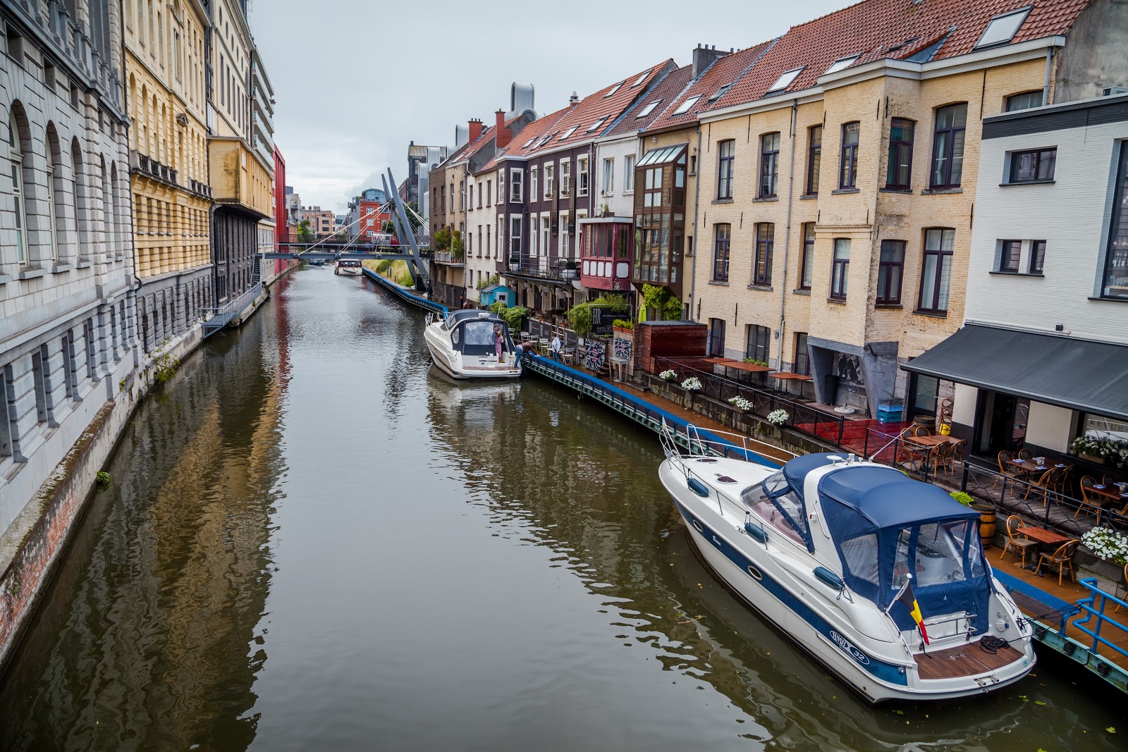 Ghent, Gent, or Gand? - Explore the World with Simon Sulyma