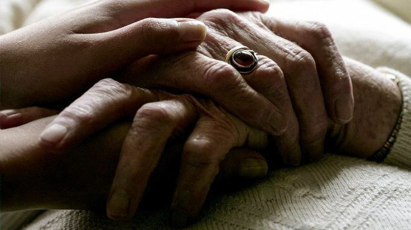 CENTRO DE ESCUCHA SAN CAMILO (Pontevedra): Ayudar a una persona mayor ...