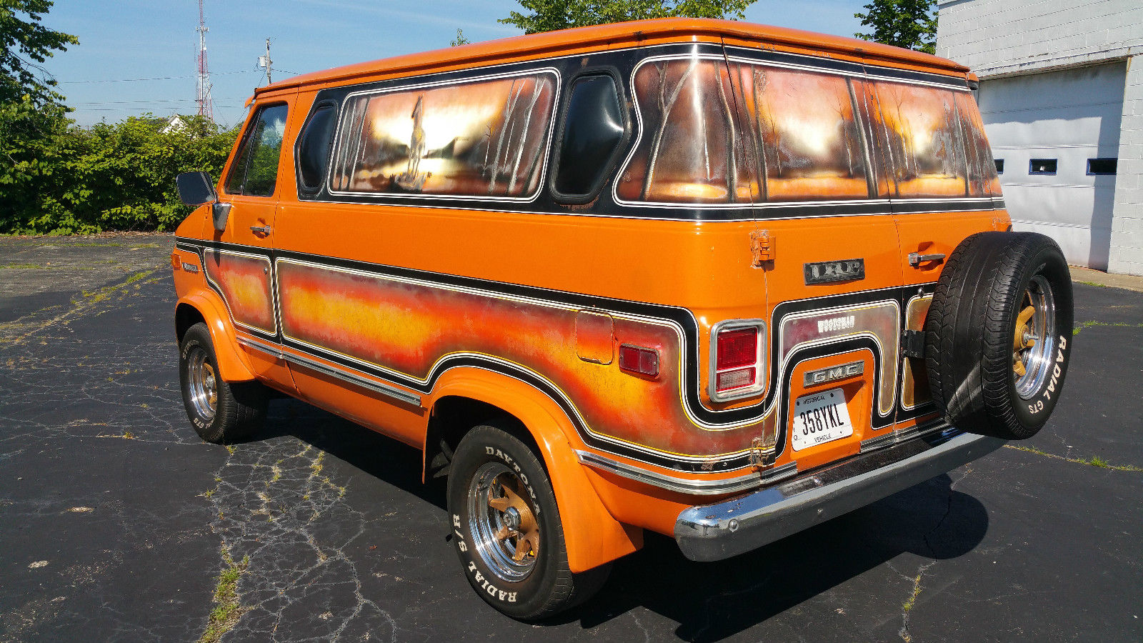 That '70s Van: 1976 GMC Vandura Woodsman - DailyTurismo