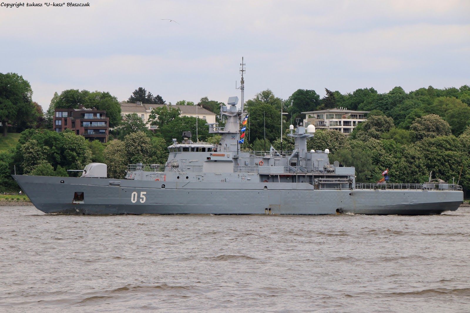 W obiektywie shipspottera czyli z migawką nad portową sadzawką: Z cyklu ...