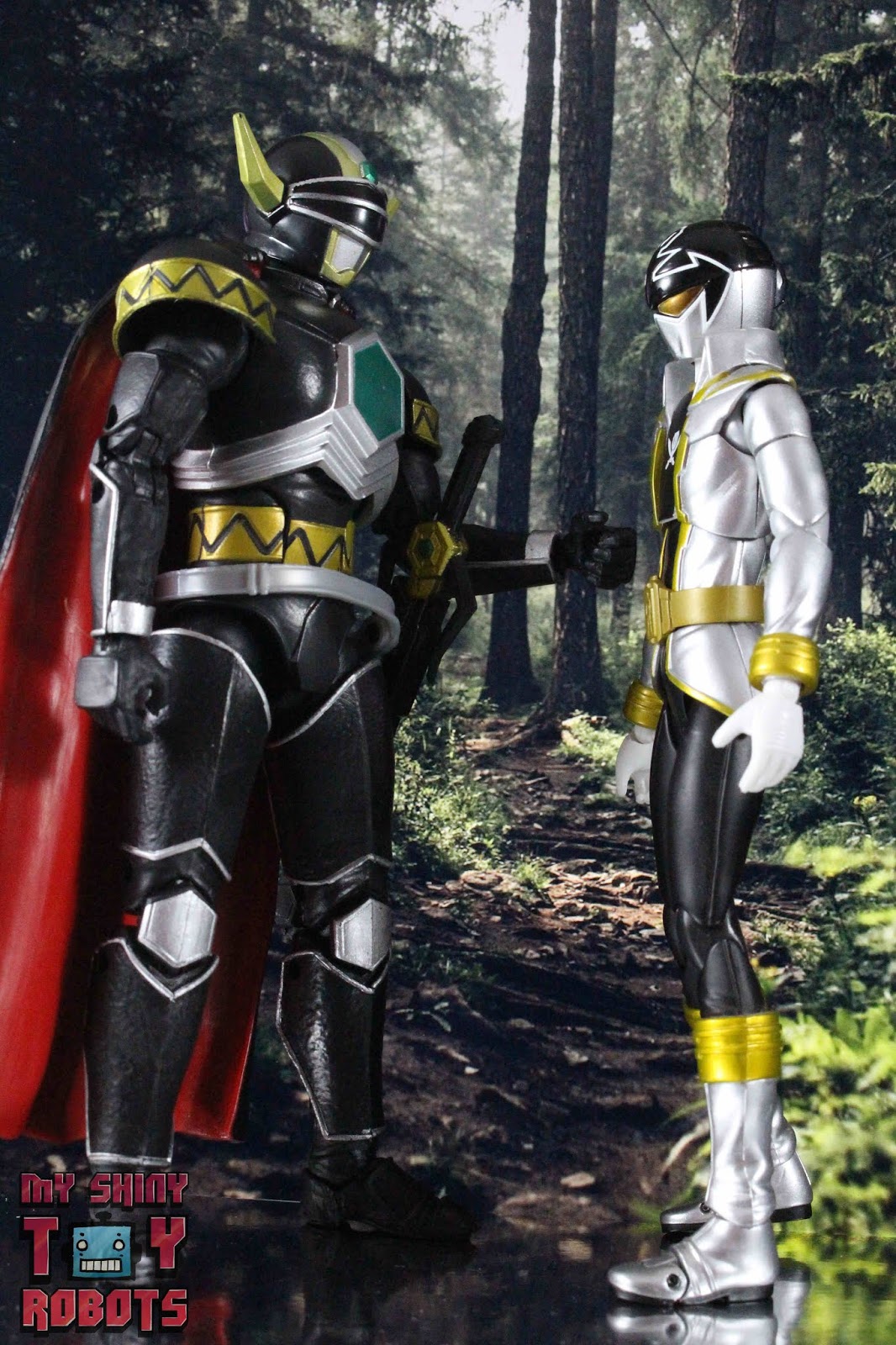 My Shiny Toy Robots: Toybox REVIEW: Power Rangers Lightning Collection ...