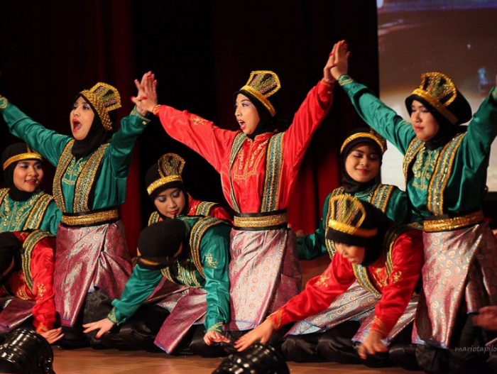 Tari Saman, Sejarah dan Keunikan Serta Perbedaannya dengan Tari Ratoeh Duek