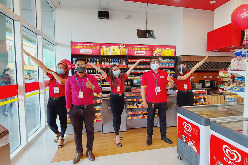 Lemon GreenTea: Alfamart opens a new store in SM City Olongapo, Zambales