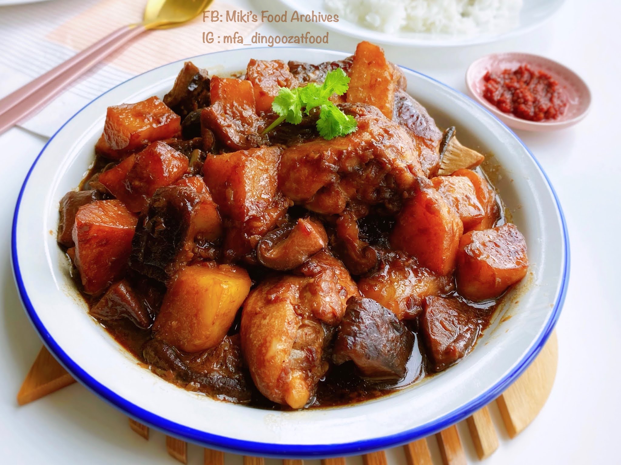 Miki's Food Archives : Pressure Cooker Ayam Pongteh/ Nyonya Chicken ...