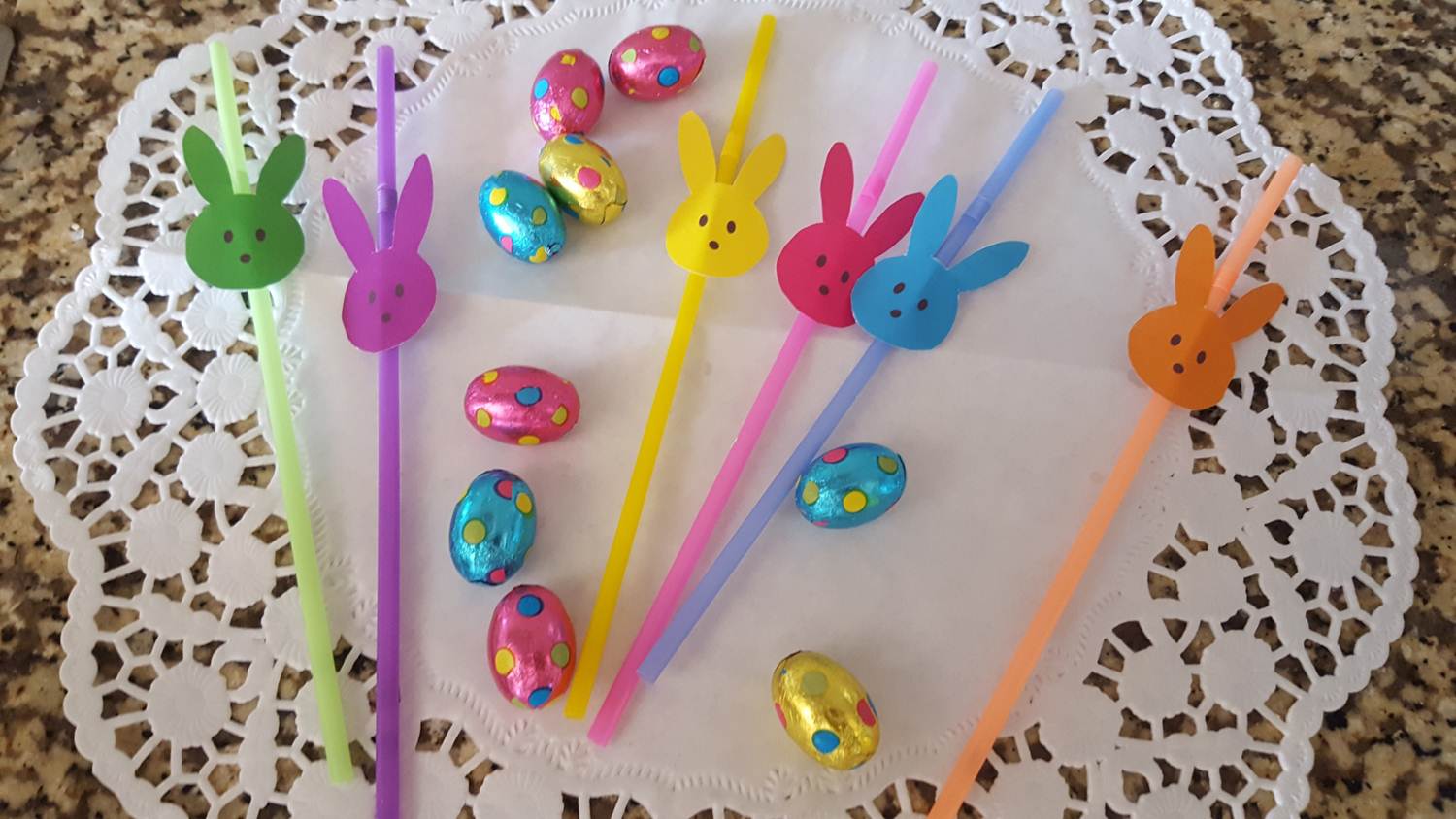 Bunny decorated straws for Easter |Keeping it Real