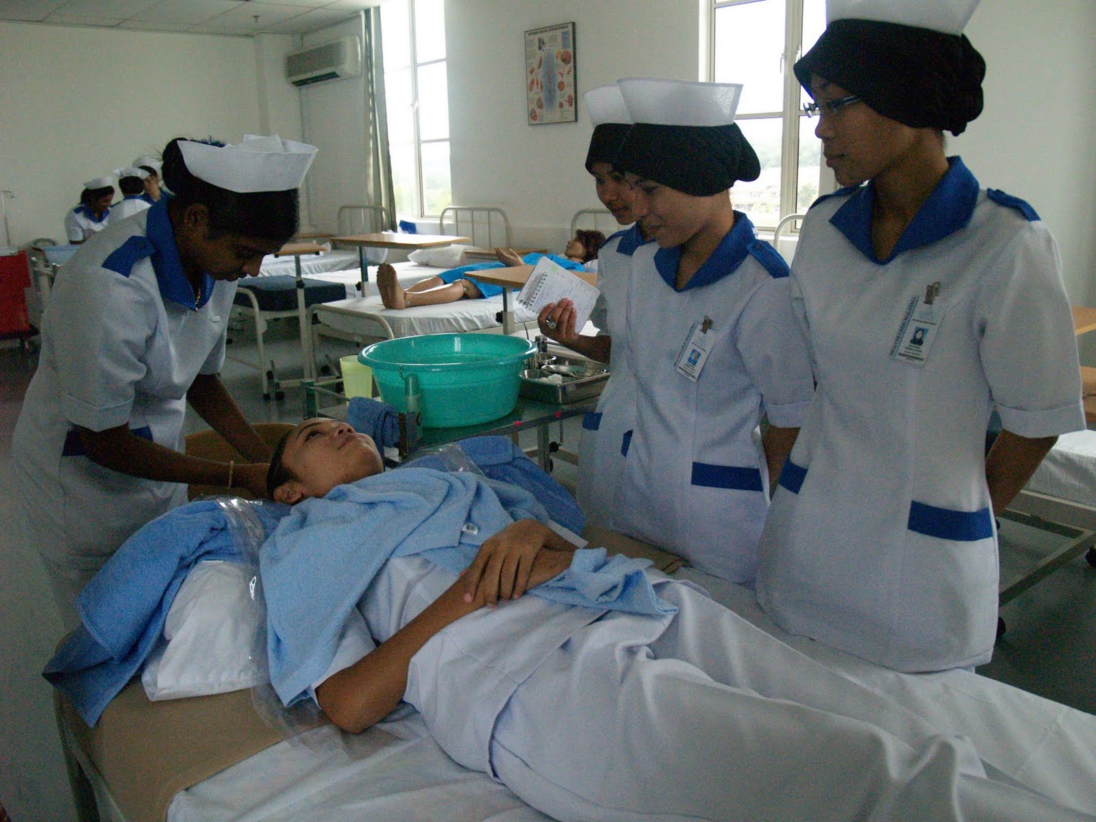 SEGI COLLEGE SARAWAK: SEGi helping to achieve 1:200 nurse-to-resident ...