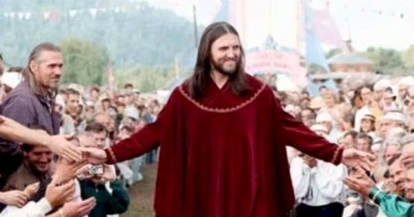 Rússia prende ‘Jesus da Sibéria’ por submeter seguidores a abuso mental