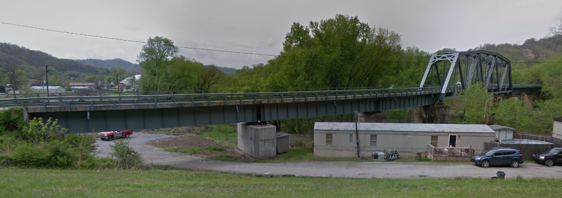 Industrial History: 1920 Road/C&O Bridge over Levisa Fork in Betsy ...