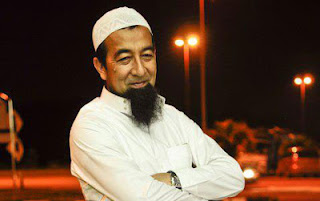Dengar Radio Online: Biodata dan Profile Ustaz Azhar Idrus