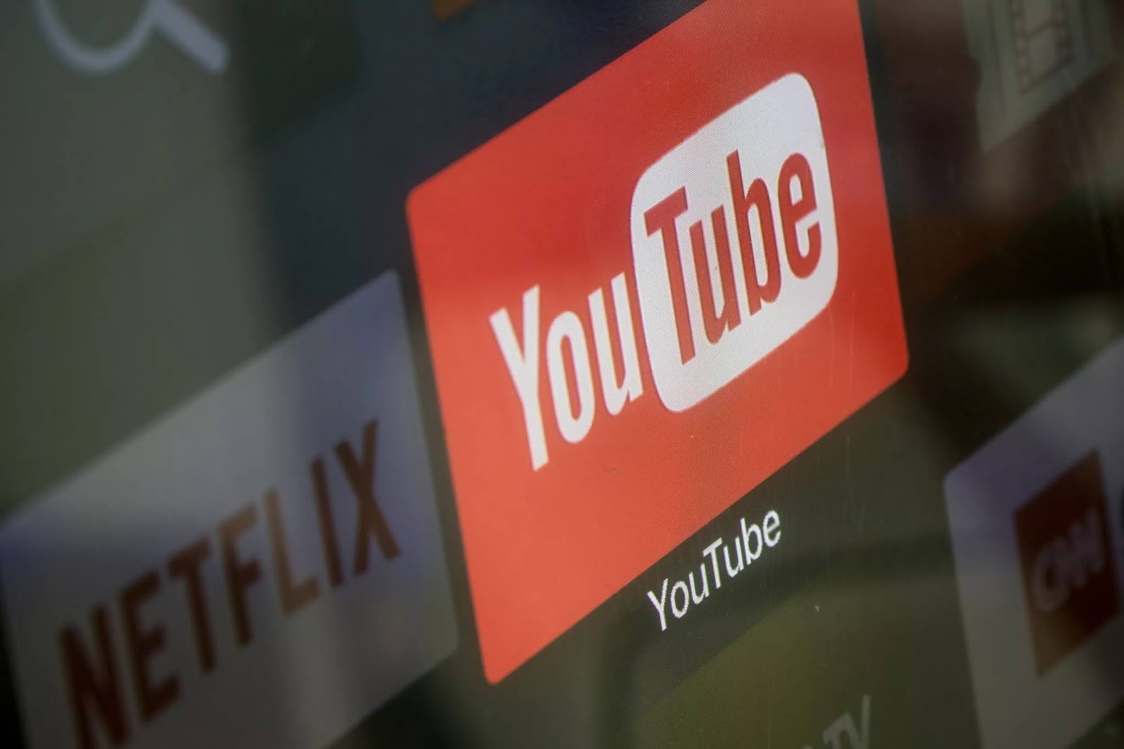 youtube-and-netflix-have-made-you-care-about-av1-as-these-platforms