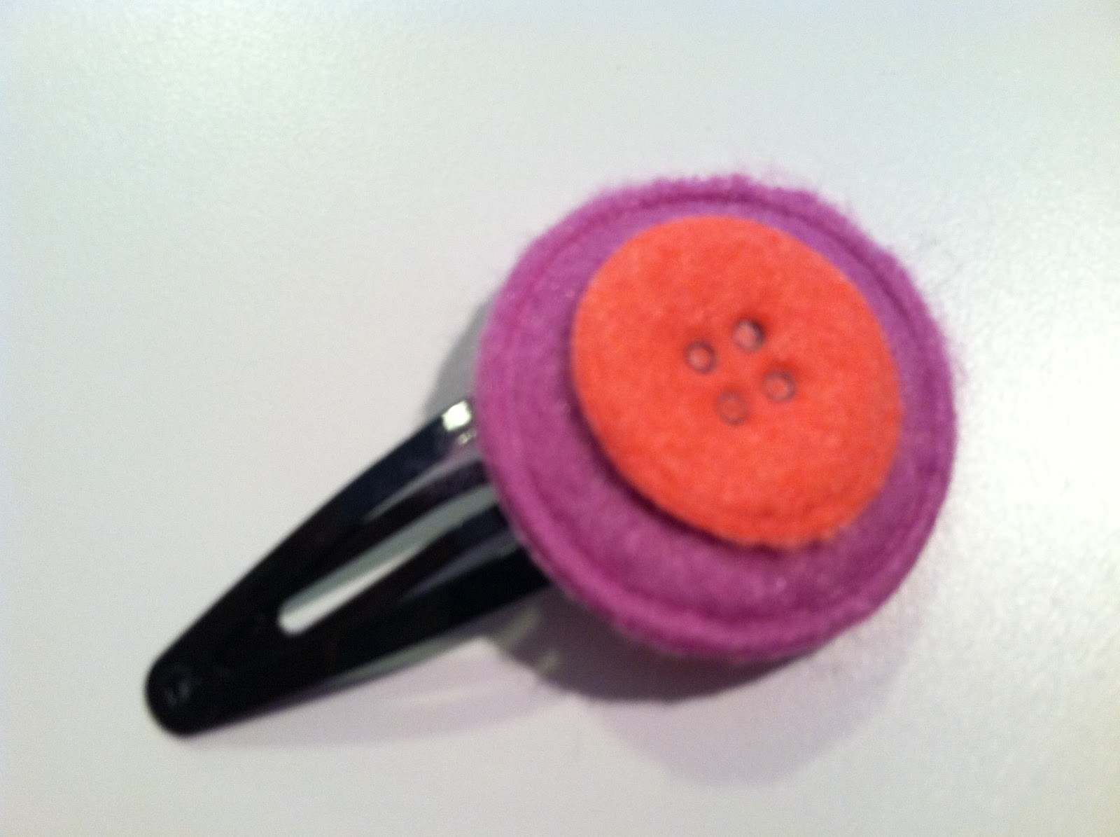 Live.Laugh.Eat.Teach: Felt Button Barrettes