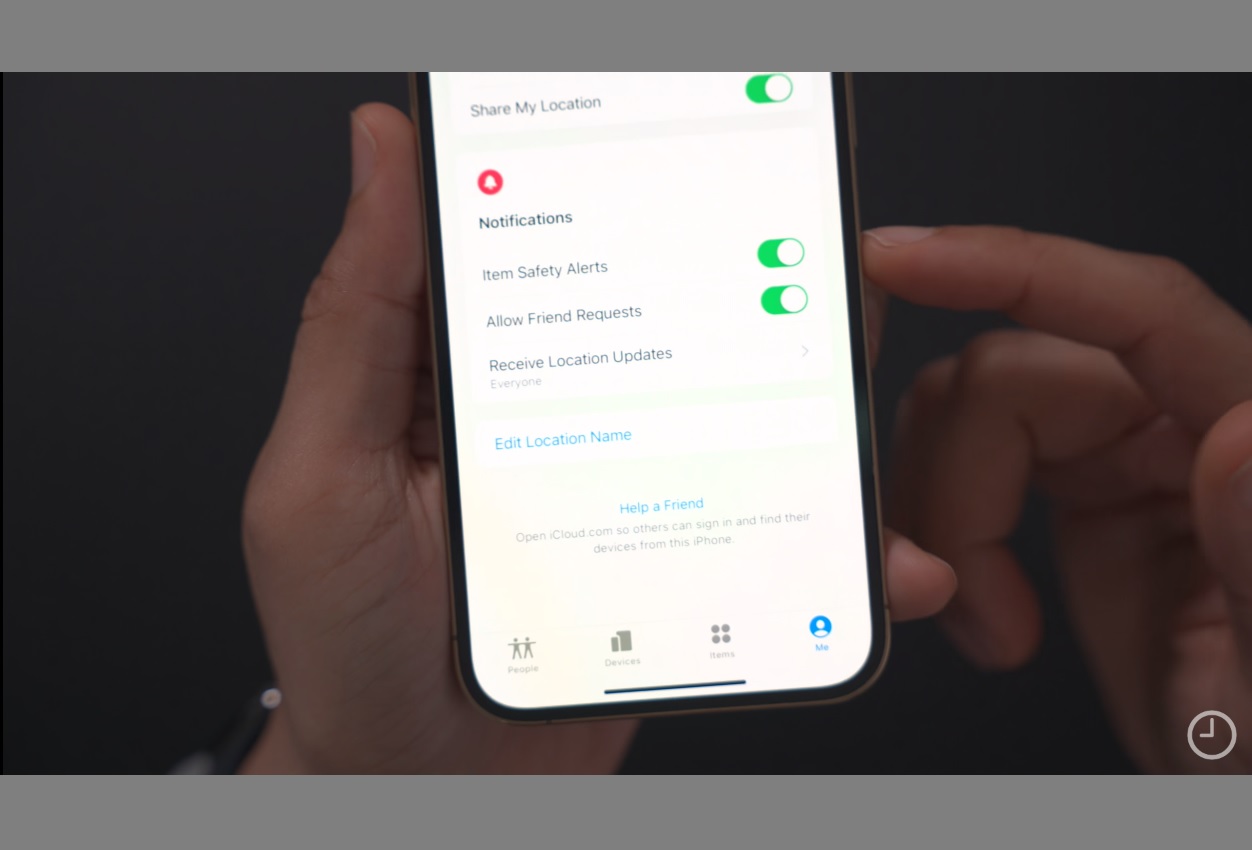Apple Alerts Users If They Are Being Tracked with The New Feature in ...