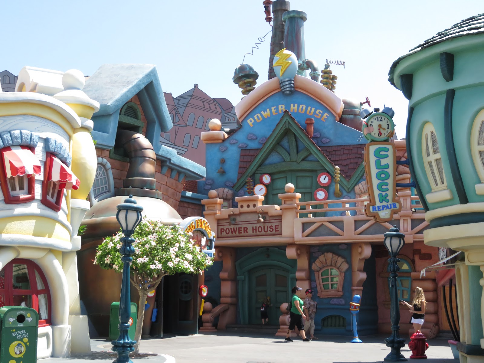 Toontown: A Thematic Guide