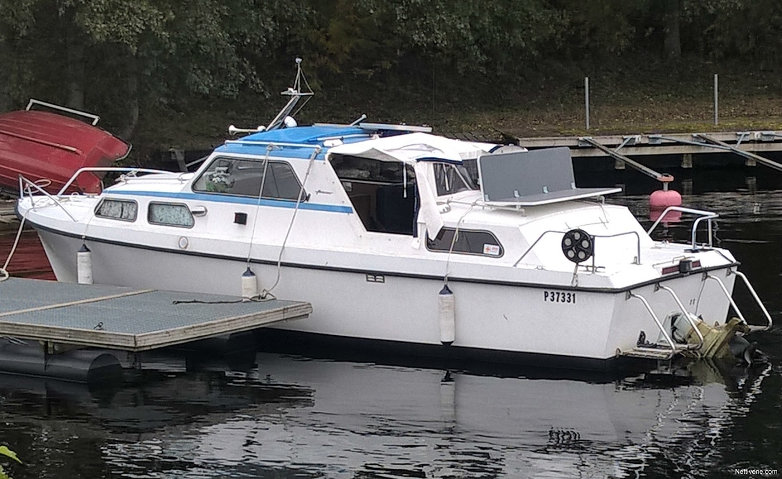 Finmar Family 800 kokemuksia: Uuden veneen etsintä ja löytyminen