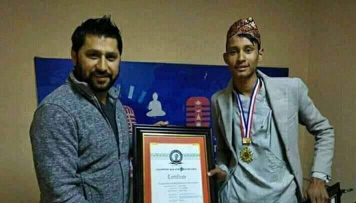 19 year Nepali boy Bijay Shahi memorizes 25,000 words in 1 minute ...