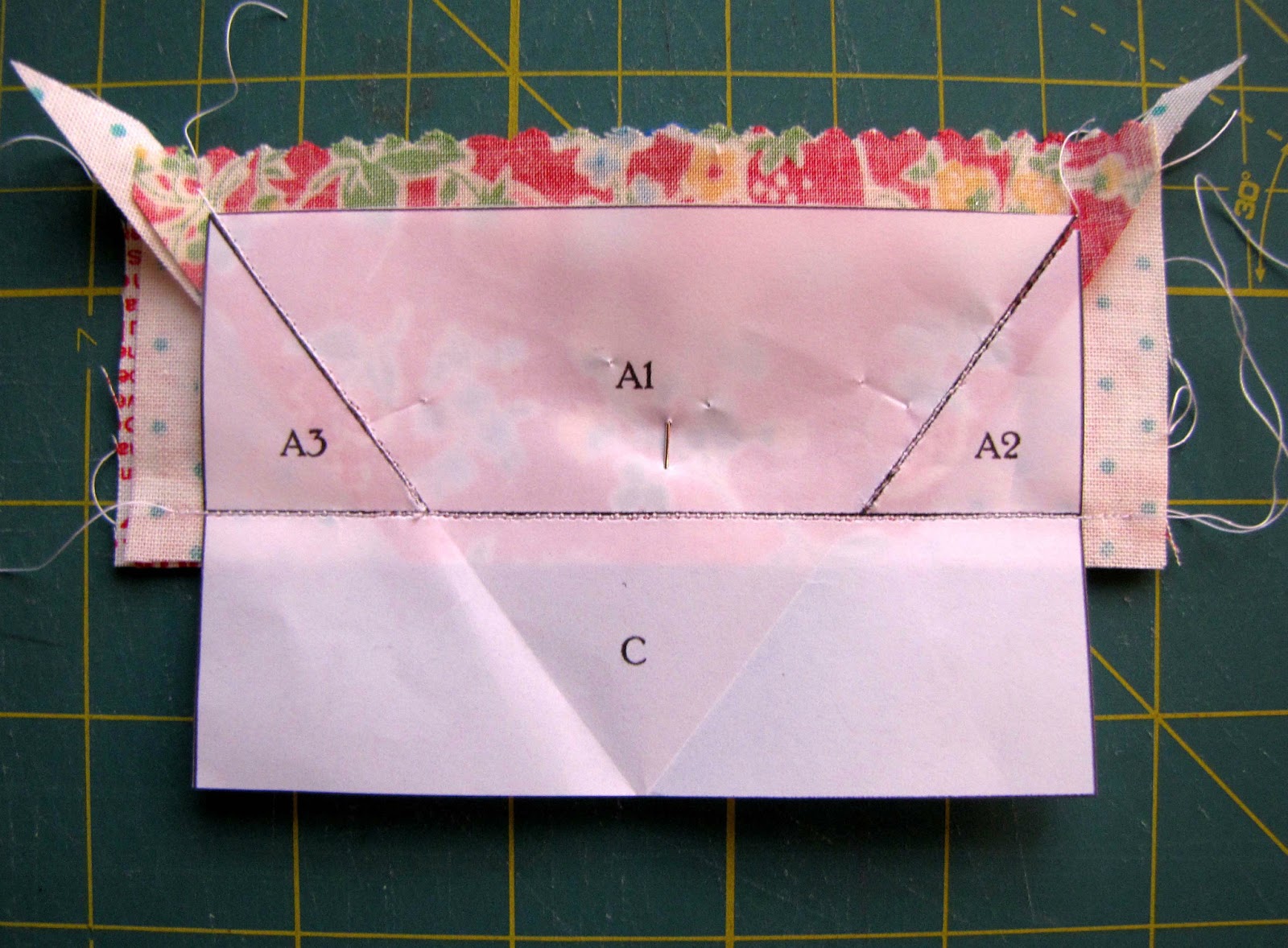 Charise Creates: Beggar Block - Vintage Block Quilt Along #3