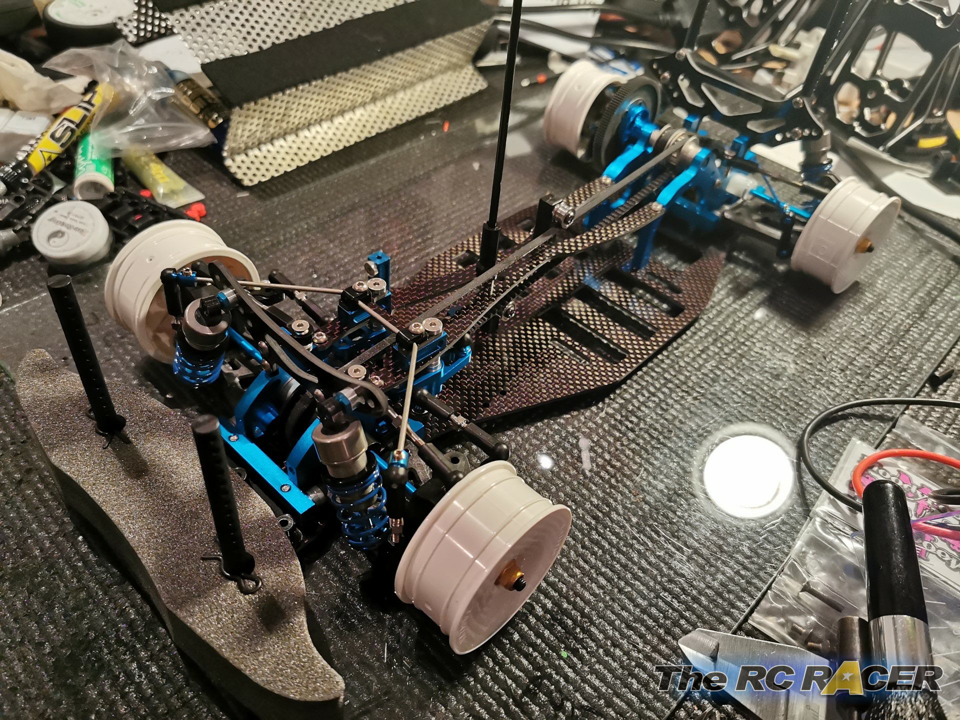 49255 Tamiya TRF414M World championship replica Build and Review Part 1 ...