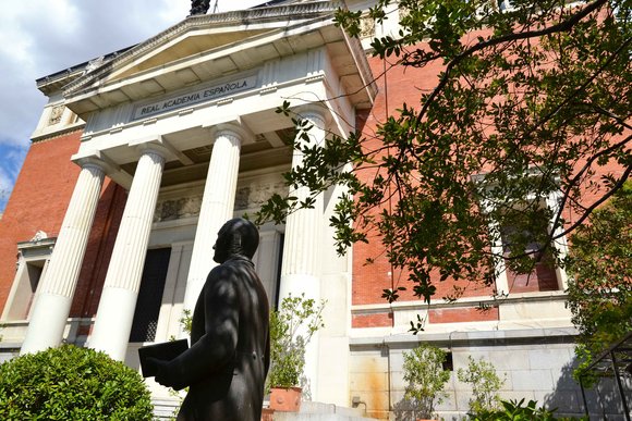 Escalando la cima de la Lengua Castellana: RAE: Real Academia de la ...