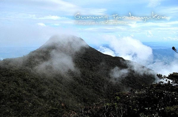 Gunung Nombuyokong & Gunung Tambuyukon