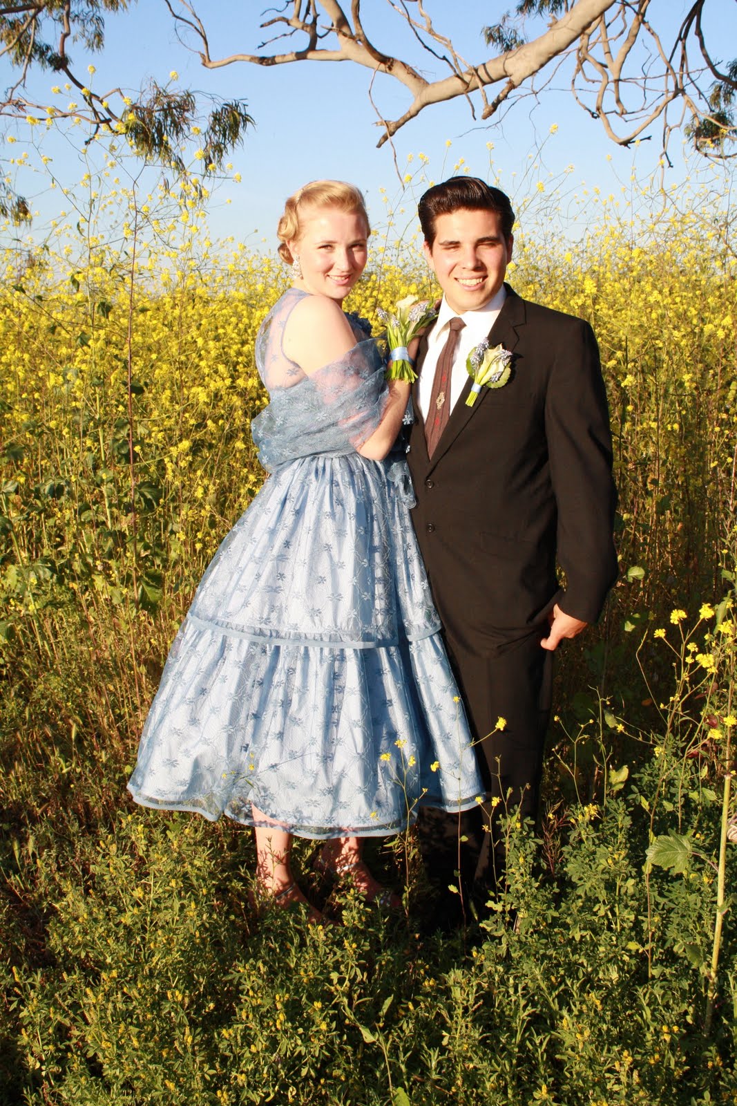 wacky tacky: Sew What?! wacky tacky Goes to the Prom!!