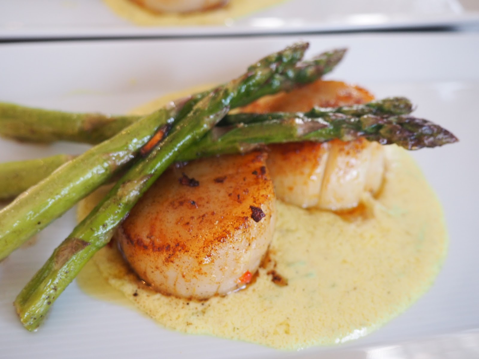 Når mamma elsker mat!: Spicy kamskjell med asparges