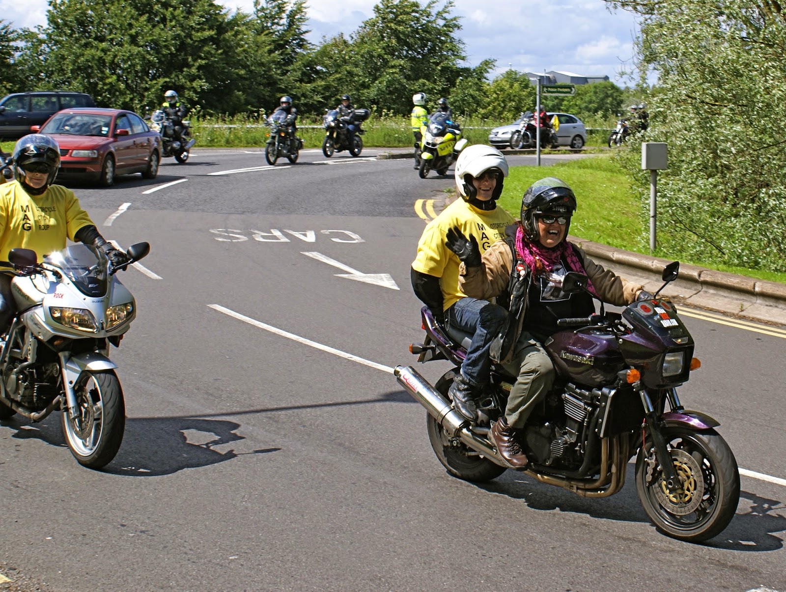 Carol and Jayne's Curious adventures: Stopping a motorcycle in an emergency