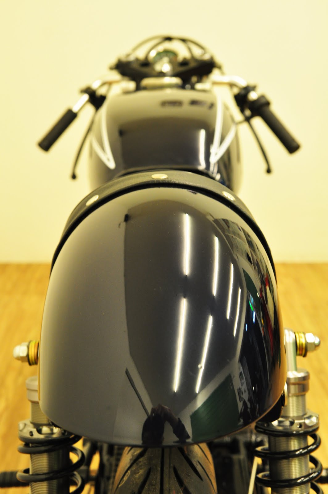 Cafe Racer Special: Honda CB 100 Cafe Racer