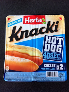 J'ai goûté la nouvelle gamme de Hot-Dog Herta ! - Dans la peau d'une fille