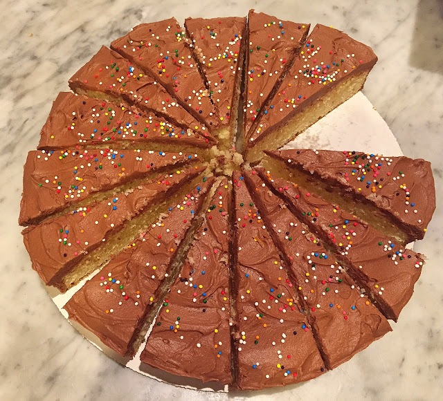 A Cake Bakes in Brooklyn: Royal One-Egg One-Bowl Cake and Coffee Butter ...