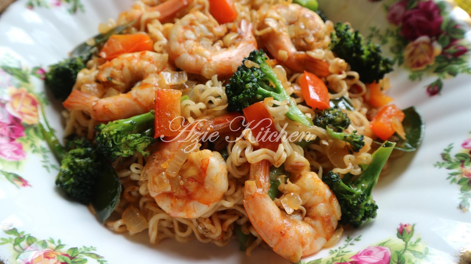 Maggi Kari Goreng Sayuran Yang Sedap - Azie Kitchen