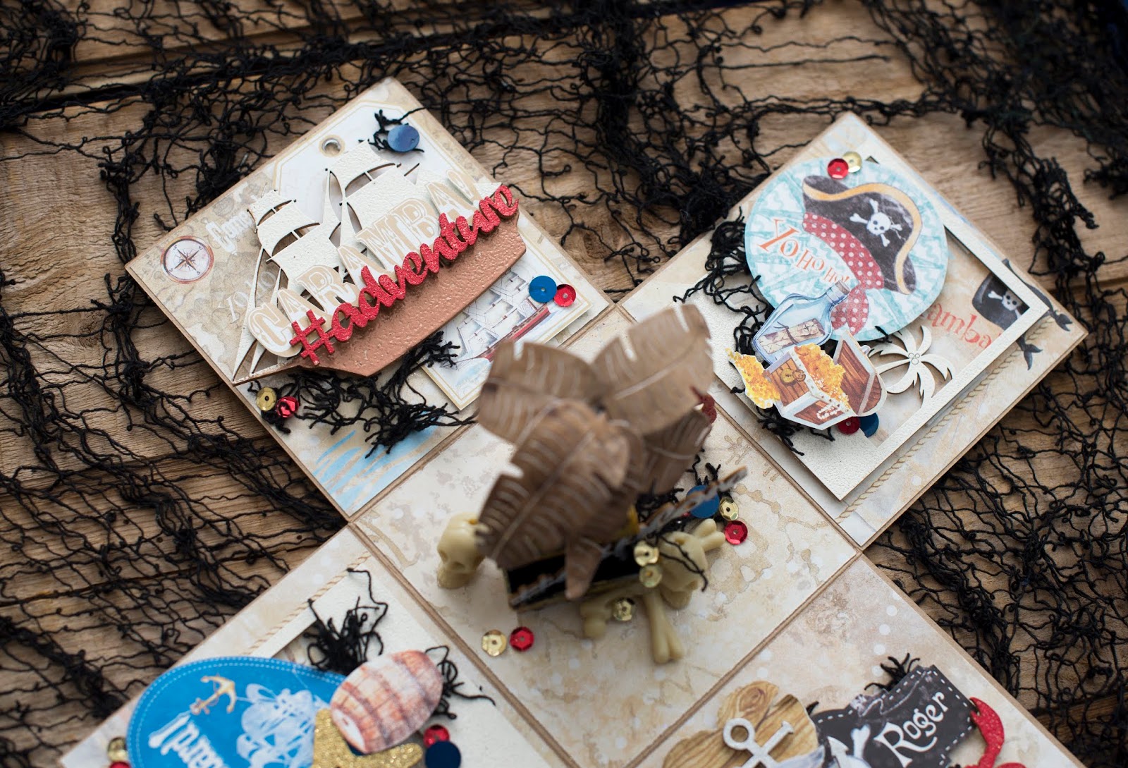 by Aggie: 5. Piracki exploding box