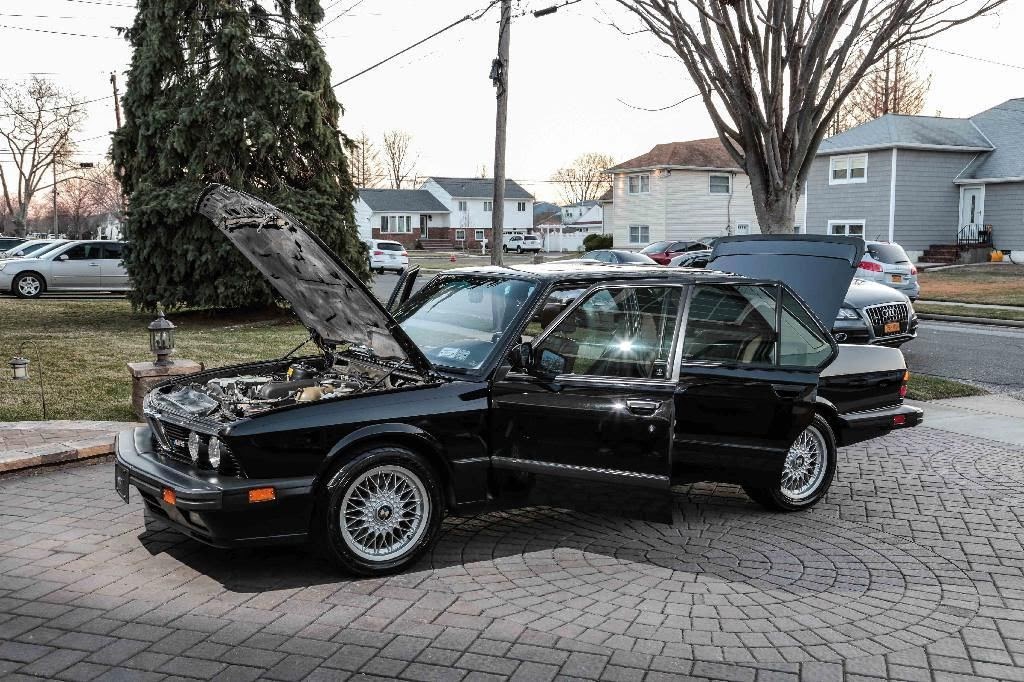 20k: Rising Tide: 1988 BMW M5 E28 - DailyTurismo