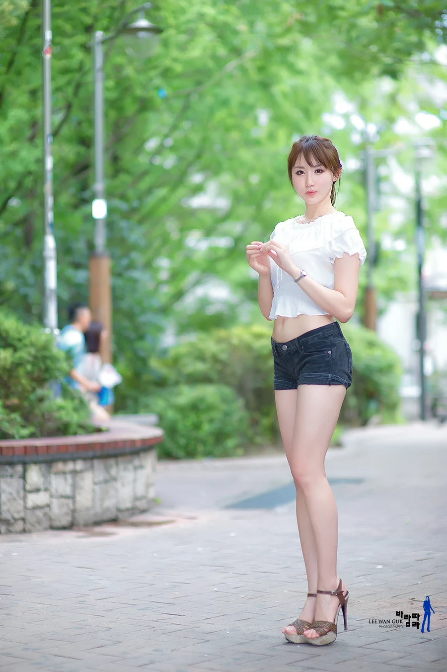 Yeon Da Bin - Outdoor - Cute Asian Girls
