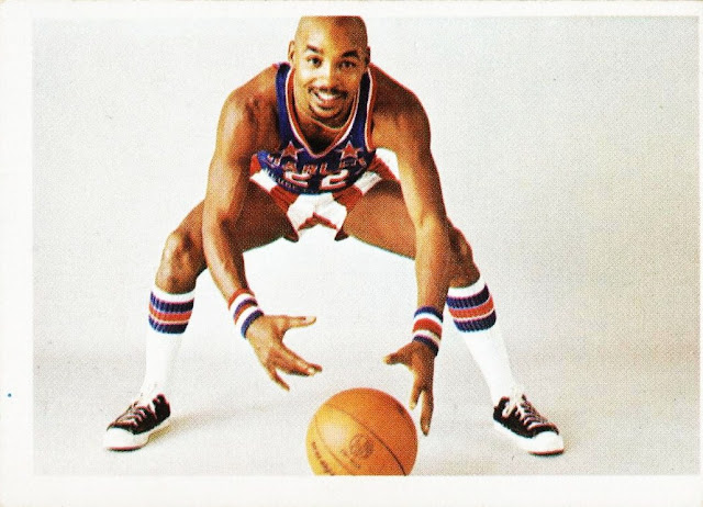 Cardboard History : Curly