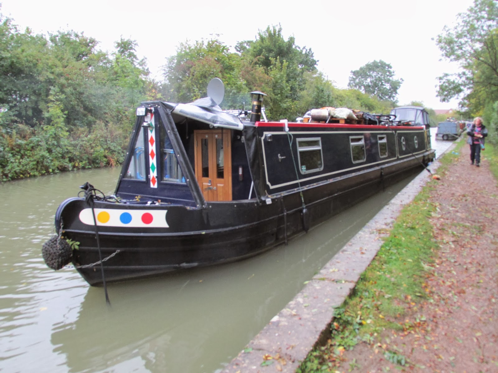Narrowboat Inca: Speeding boats