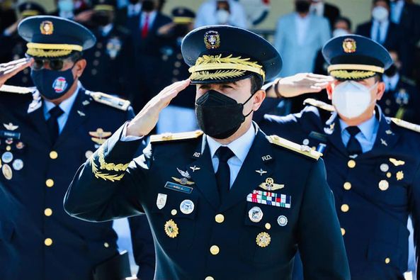 Despedida de oficiales generales puestos en la honrosa posición de ...