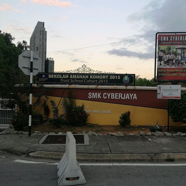 SMK CYBERJAYA'S HISTORY
