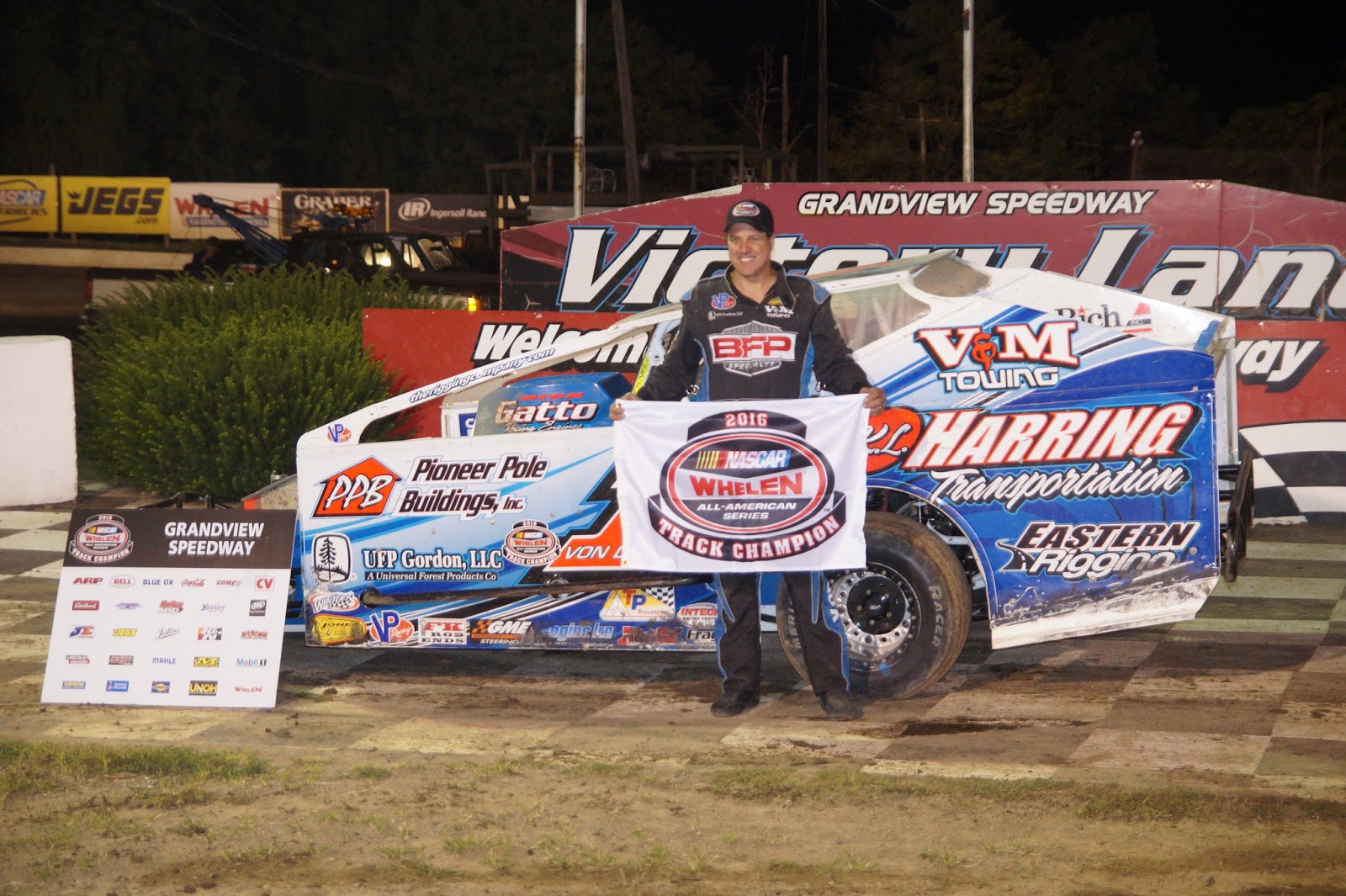 RUB RAILS & ROOSTER TAILS: Grandview Speedway Champions