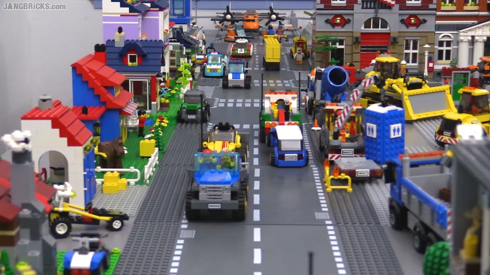 Second LEGO city layout "Mellemby" FINAL update!