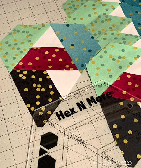 Anja Quilts: Gazebo Table Topper