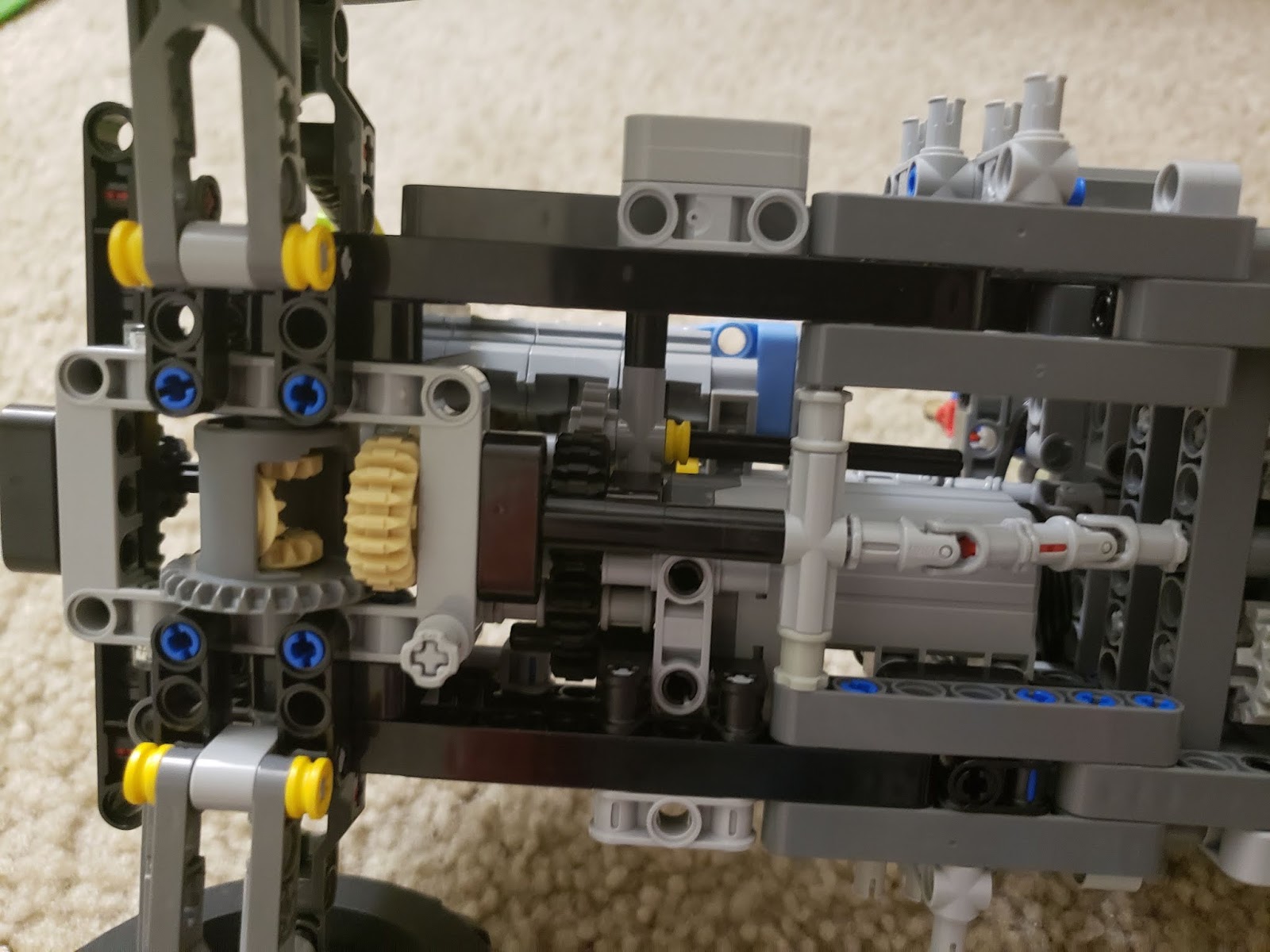 Tinkering School: Semi-Autonomous AWD Transmission Vehicle using Lego ...