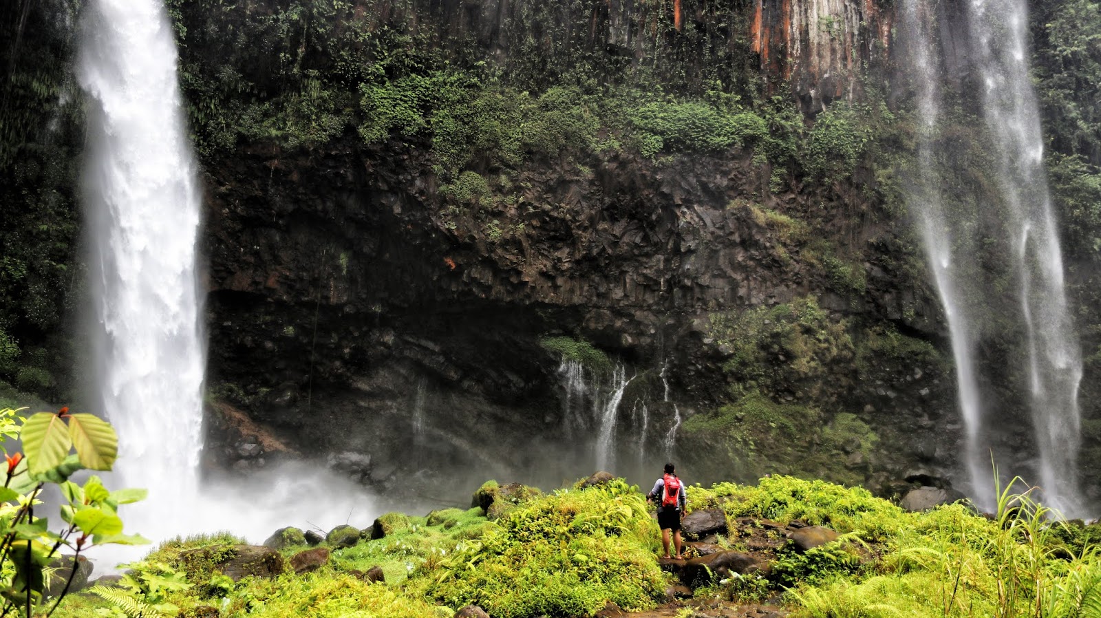 Wisata Indonesia: Jelajah Tasikmalaya Bagian 3: Curug Ciparay