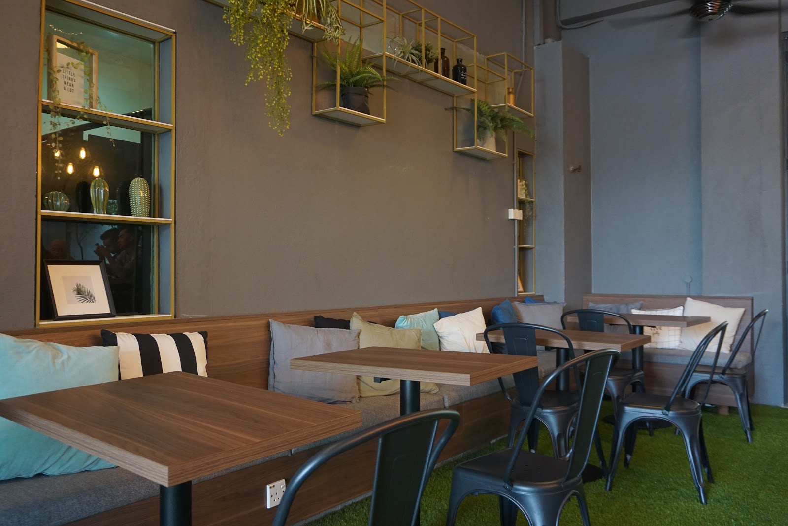 APA YANG MENARIK TENTANG THE 3RD PLACE CAFÉ KOTA DAMANSARA