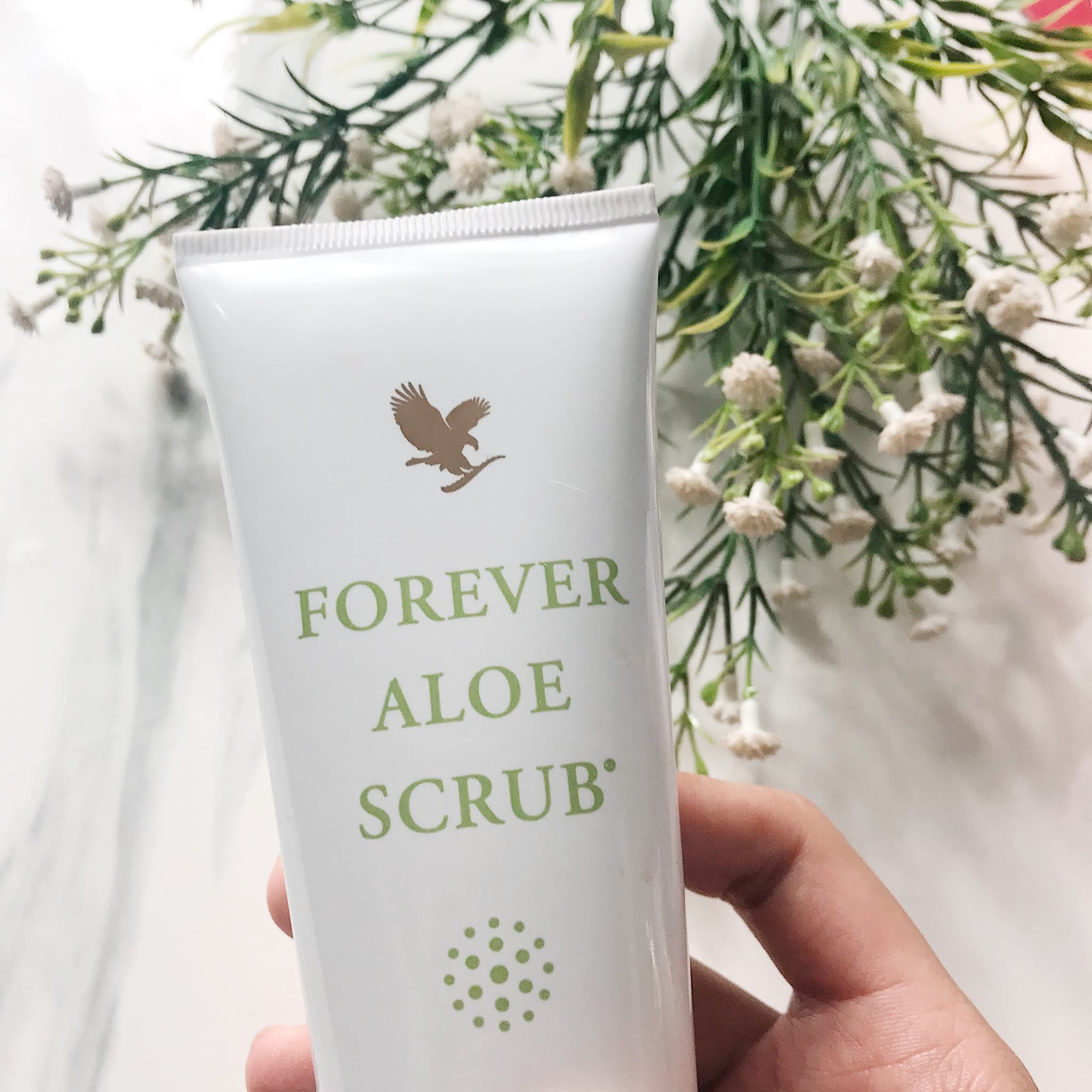 FOREVER LIVING ALOE SCRUB REVIEW - Myraaaaawr