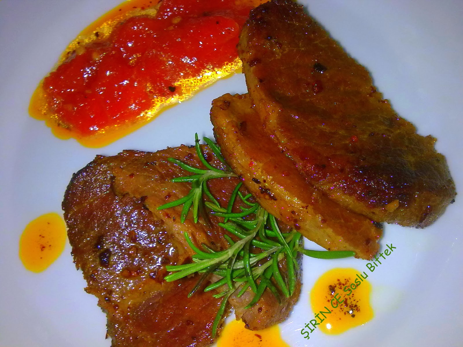 ŞİRİNCE: ŞİRİNCE Soslu Biftek