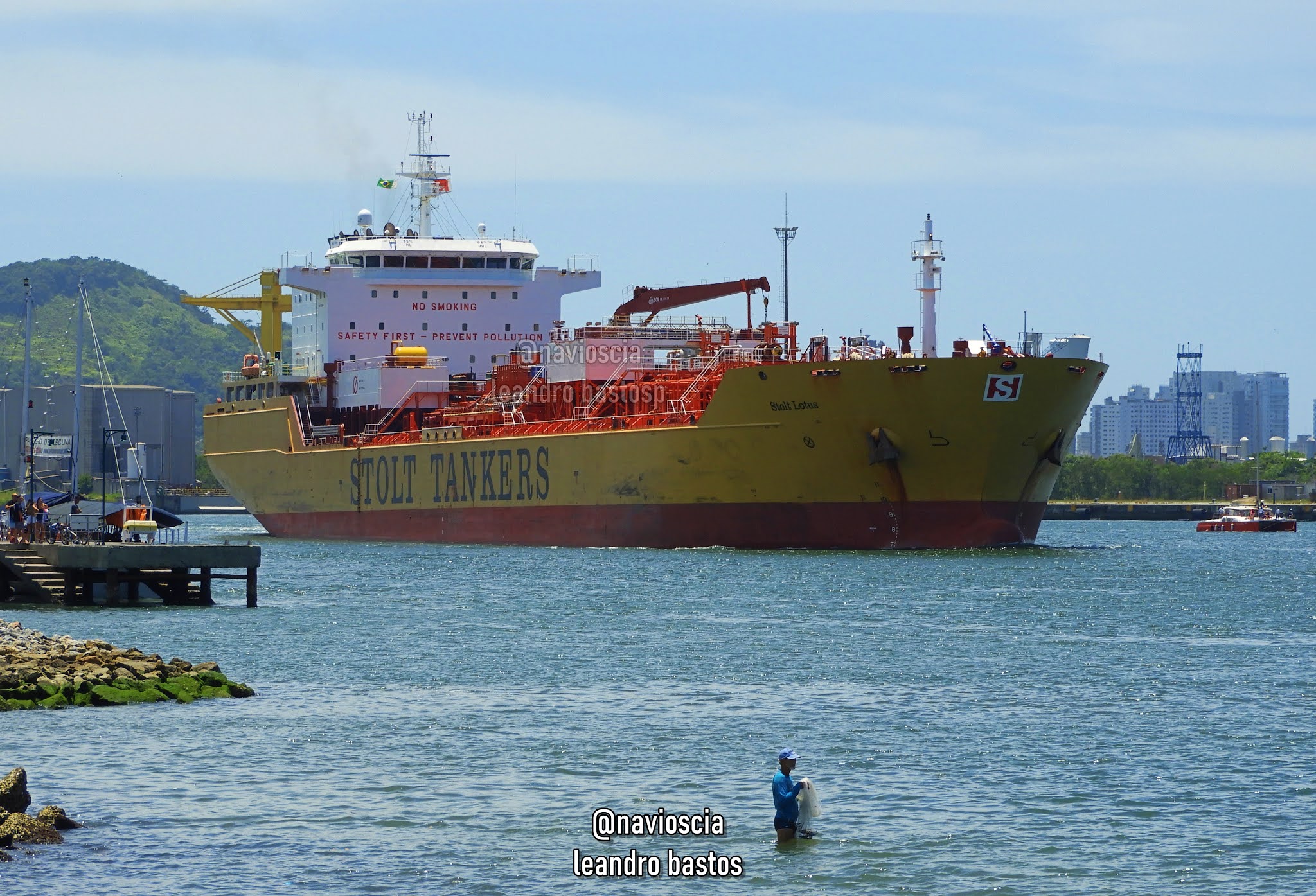 Navios de Santos & CIA: navio STOLT LOTUS